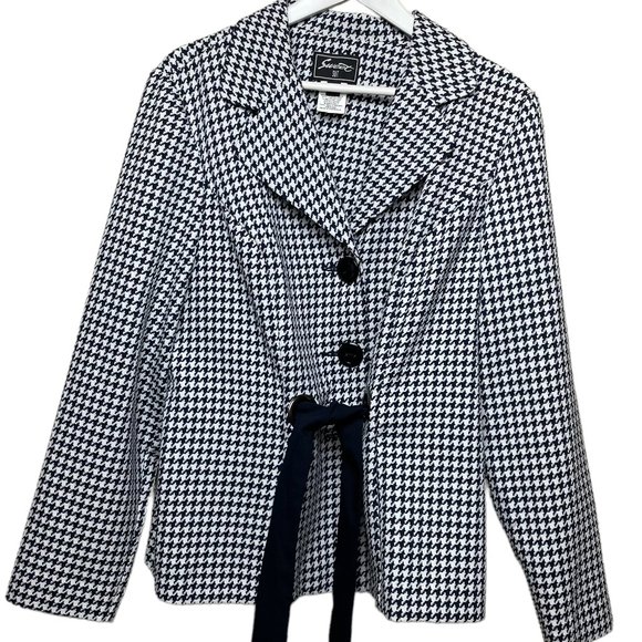 Sweet Suit | Jackets & Coats | 6 Sweet Suit Womens Dark Blue And White ...